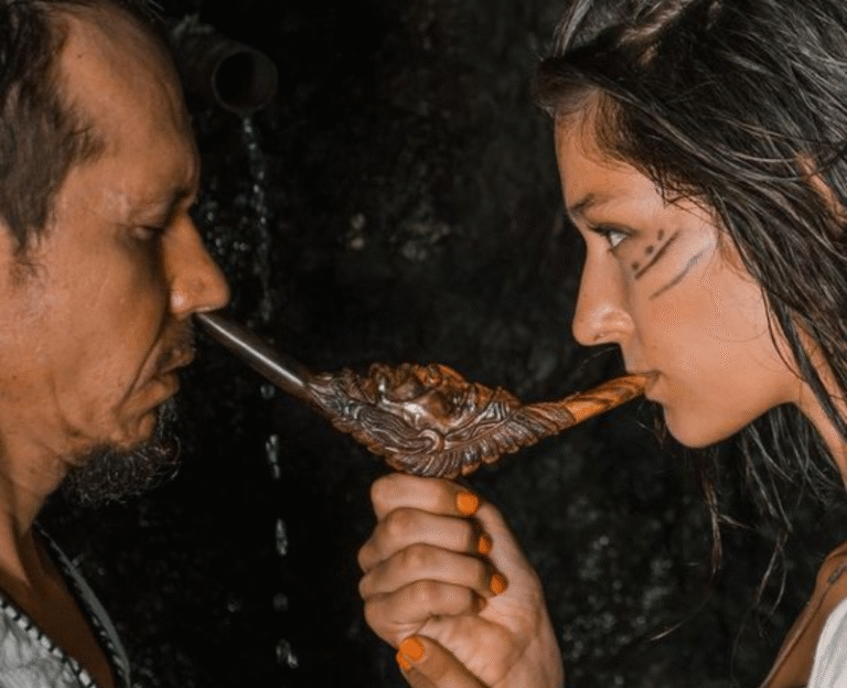 Rapé: o que é, como usar e para que serve - Medicina da Floresta